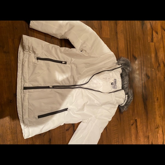 Skea | Jackets & Coats | Crystral By Skea White Winter Ski Jacket Size ...